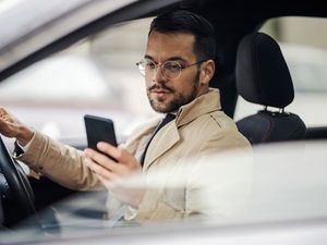 Neonode | Solutions | Driver Monitoring | Drowsiness Detection