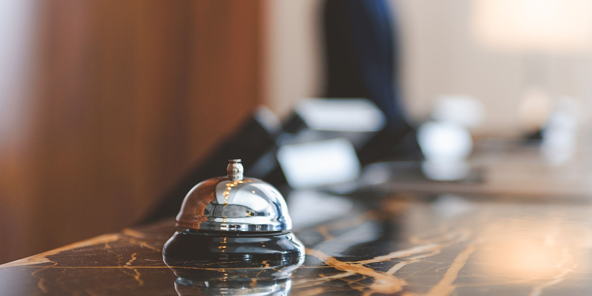 Neonode | Solutions | Touchless Interaction | Holographic Touch